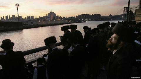 Breaking the silence on Jewish suicide - BBC News