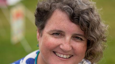 King's Birthday Honours 2023: Devon fostering couple honoured - BBC News