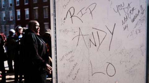 Baltimore's 11-day homicide-free streak ends in gun death - BBC News