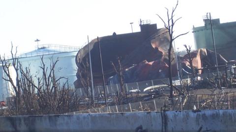 Buncefield explosion: 'I thought a plane landed on us' - BBC News