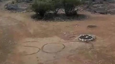 Australian man found after two weeks stranded in outback - BBC News