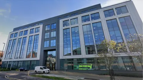 Slough Borough Council: Committee leaders set for pay rise