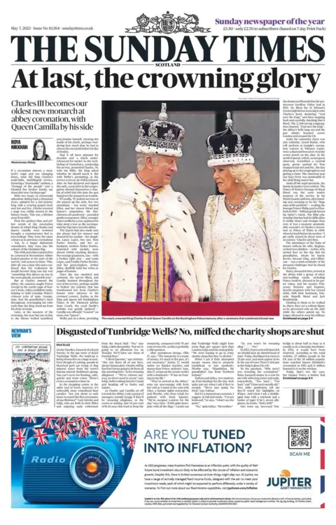 Scotland's papers: 'Happy and glorious' and march for independence