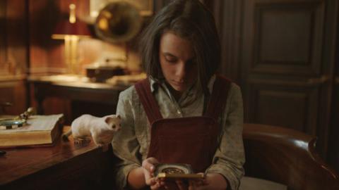 His Dark Materials: Behind the scenes of the TV adaptation - BBC News