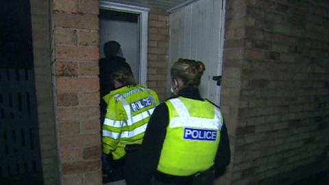 Benefit fraud: Government to spend £500m to tackle overpayment - BBC News