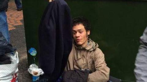 Birmingham's homeless 'living in ruthless conditions' - BBC News