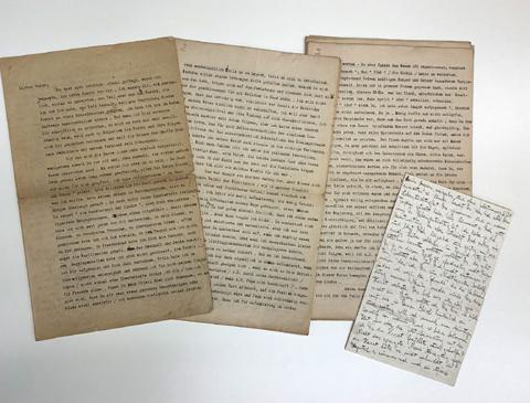 Franz Kafka: Manuscripts, drawings and personal letters go online - BBC ...