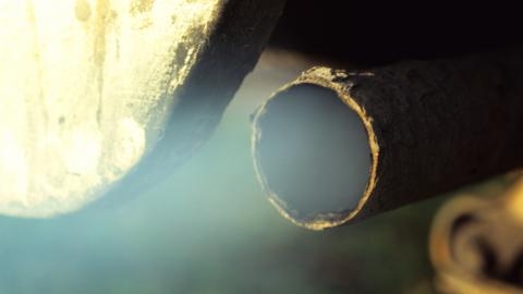 How much diesel pollution am I breathing in? - BBC News