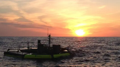 Cornwall's Wave Hub energy project yet to produce electricity