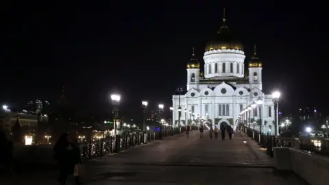 Earth Hour: Lights off to preserve the planet's environment