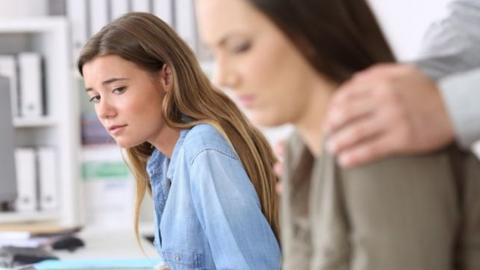 What is it like for a woman who is harassed? - BBC News