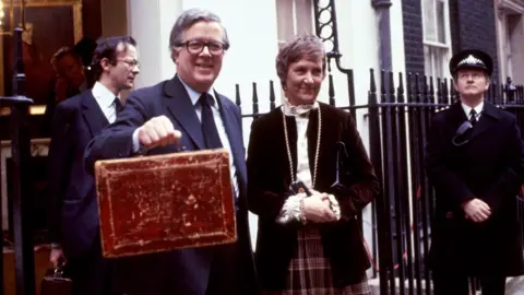 Baroness Elspeth Howe dies aged 90