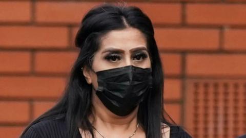 Murder-accused TikToker 'made up lies on the way to police station' - BBC News