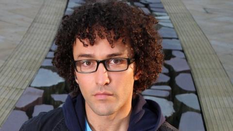 Richard Mylan: Response to heroin secret overwhelms TV star - BBC News