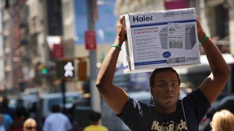 Global heating: Study shows impact of 'climate racism' in US - BBC News