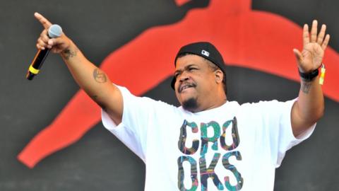 David Jolicoeur: Rapper and founding member of De La Soul dies - BBC News