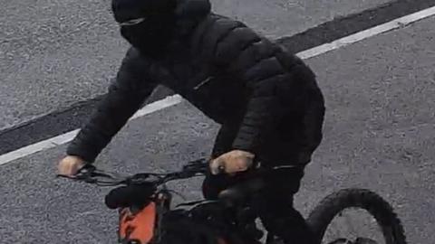Sam Rimmer: CCTV of murder suspects on electric bikes revealed - BBC News