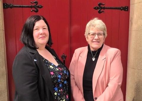 Women are first to take top jobs at Shetland Islands Council - BBC News