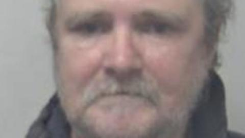 Margate hotel death: David Harris jailed for manslaughter - BBC News