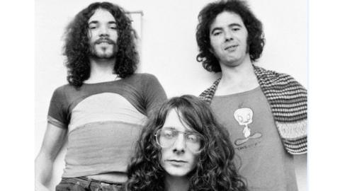 Budgie rocker Ray Phillips: 'Metallica helped save me' - BBC News