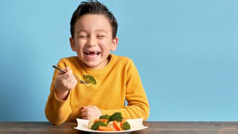 Watching people eat food they dislike can put you off too, study claims ...