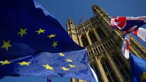 Brexit: EU extension decision expected on Friday - BBC News
