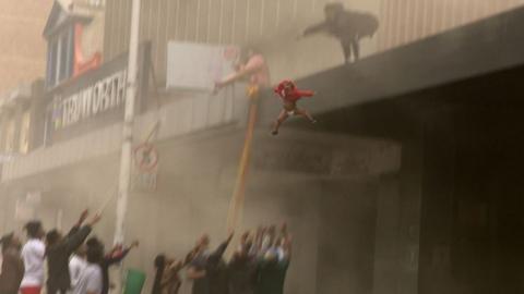 South Africa riots: Looting and shooting in Durban - BBC News