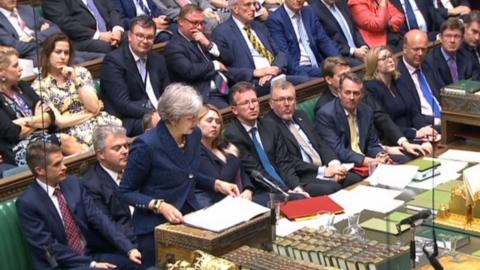 Reality Check: Do UK MPs work more days than other politicians? - BBC News