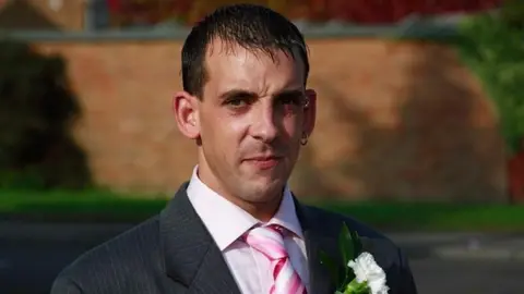Didcot murder: Appeals fail for men jailed for Darren Maccormick killing
