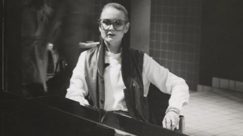 Rita Rusk: Scotland's first lady of hairdressing dies aged 75 - BBC News