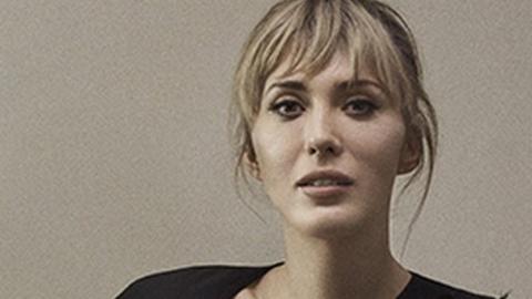 Paris Lees is Vogue's first transgender columnist - BBC News