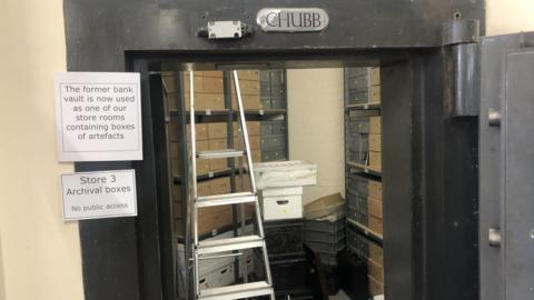 Chatteris museum re-opens in former Barclays bank - BBC News