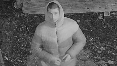 Intruder hunted over sex attack on boy in London house - BBC News