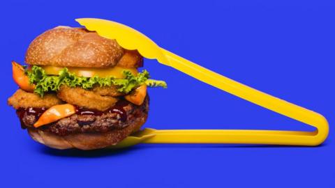 The dad who feeds his son burgers almost every day - BBC News