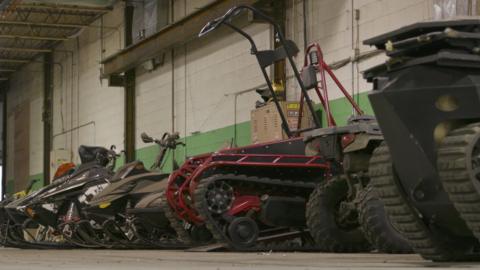 Is a personal tank the latest luxury must-have? - BBC News