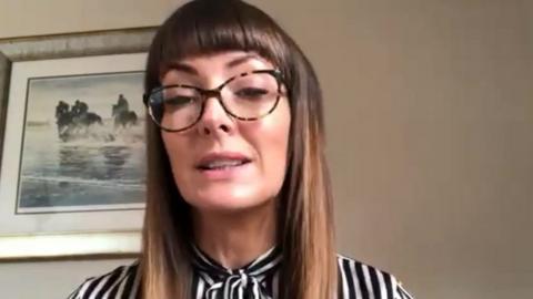 Shopping: Almost one in five shops in Wales empty - BBC News