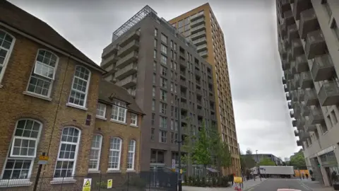 Lewisham flat fire: Residents evacuated from tower block
