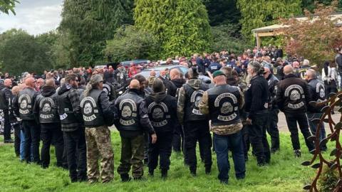 Falklands: Biker send-off at Denzil Connick's funeral - BBC News