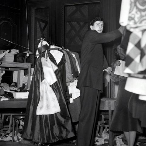 Hubert de Givenchy: A career in pictures - BBC News