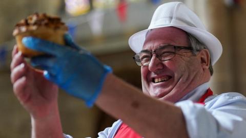 British Pie Awards: 'Moo-and-Blue' pie crowned UK supreme champion ...