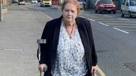 Farnborough Crufts winner guilty over dog attack on visitor - BBC News