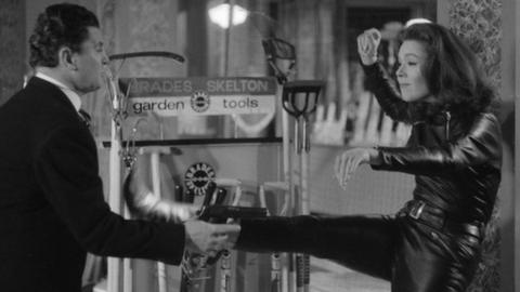 Obituary: Dame Diana Rigg - BBC News