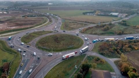 A428 upgrade: Final dual carriageway route published - BBC News