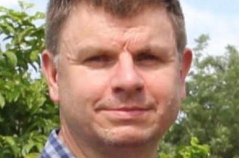 Shillingford crash: Cyclist's family pay tribute to father of two - BBC ...