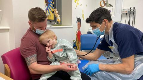 Cancer Huge Dna Analysis Uncovers New Clues Bbc News