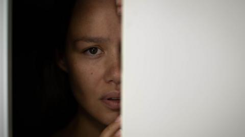 Cerita perempuan-perempuan yang berusaha keluar dari KDRT: ‘Kamu sabar ...