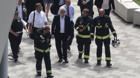 London fire: Death toll rises to 17 but 'no more survivors' - BBC News