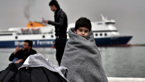 Migrant crisis: Why Central Europe resists refugee quota - BBC News