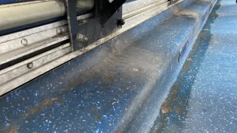 Sinfin: Passengers concern over cleaning of bus service