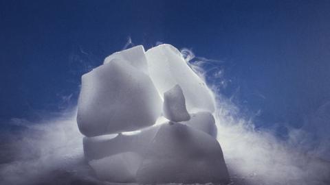 Three die in dry-ice incident at Moscow pool party - BBC News